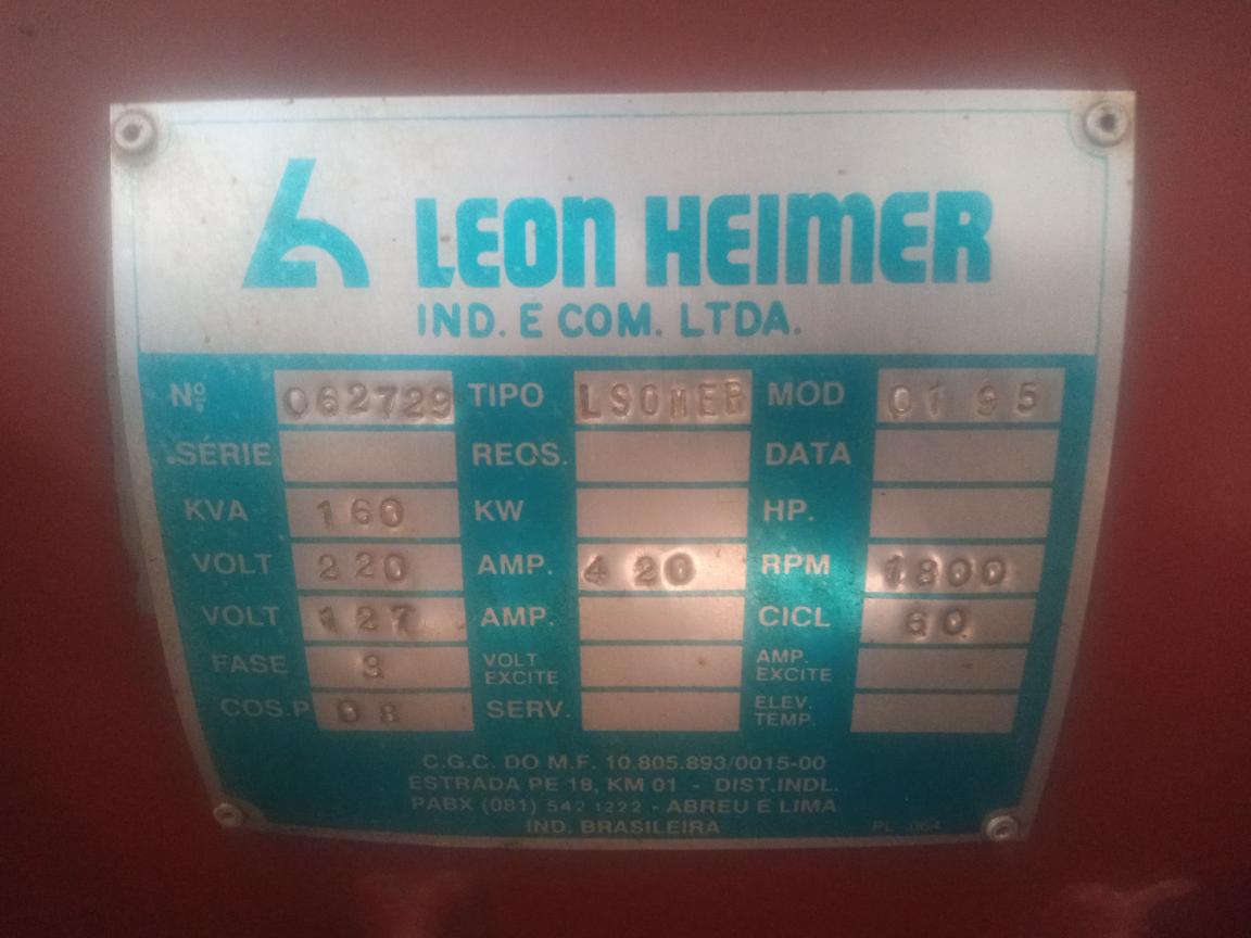 Placa de identificação